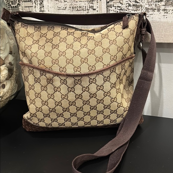 Gucci | Bags | Gucci Vintage Brown Classic Monogram Crossbody Bag ...
